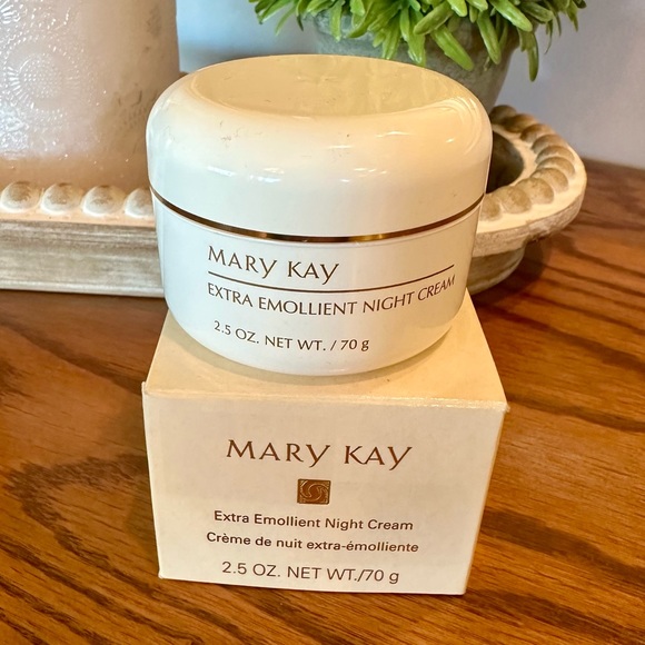 Mary Kay | Skincare | Mary Kay Extra Emollient Night Cream | Poshmark
